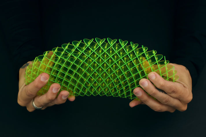 morf worm big 20x20 fidget toy